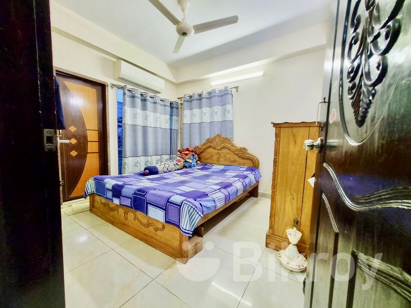 1350sqft| Block-e |@ Aftabnagar Ready Apartment For Sale | Bikroy