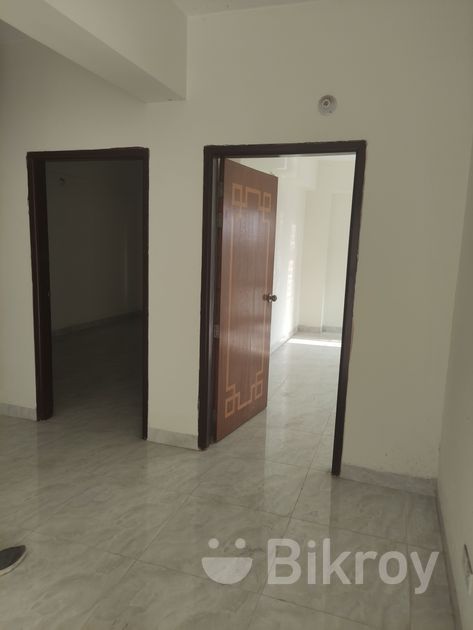 3 Bed Apartment Ready Flat Sale | Bikroy