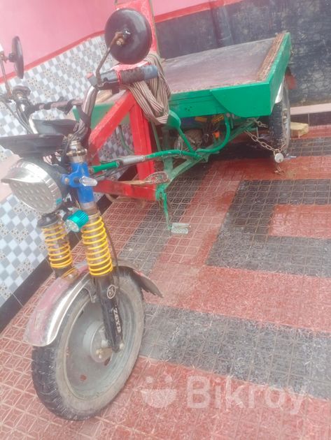 অটো ভ্যান গাড়ি | Boyra Bazar | Bikroy