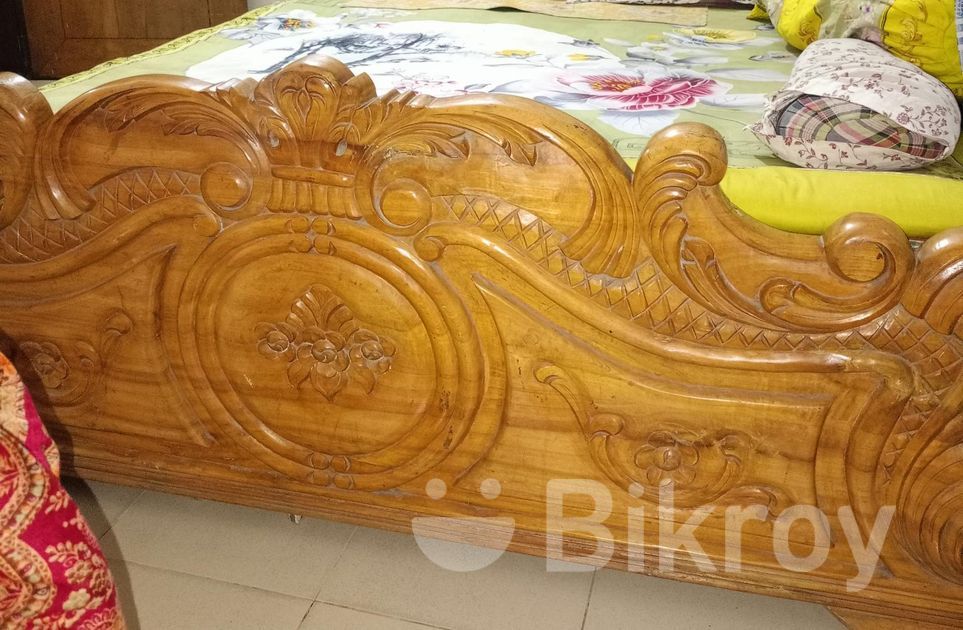 নিম কাঠের একটি খাট, শোকেজ ,ড্রেসিং টেবিল Combo for Sale in Mirpur | Bikroy