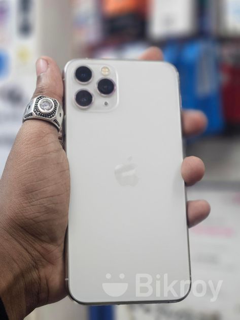Apple iPhone 11 Pro 256gb (Used) for Sale in Jatrabari | Bikroy