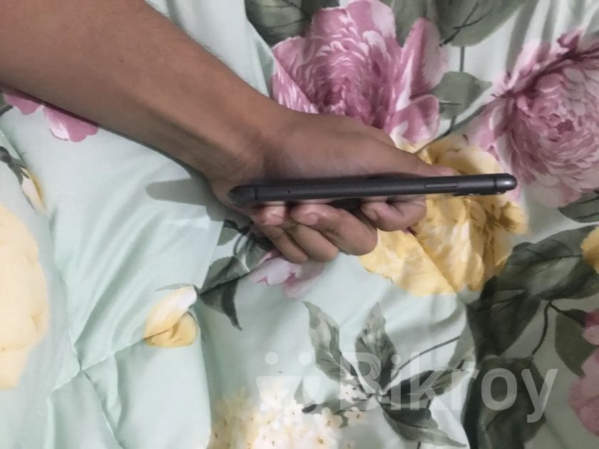 Apple iPhone 11 (Used) for Sale in Mohammadpur | Bikroy