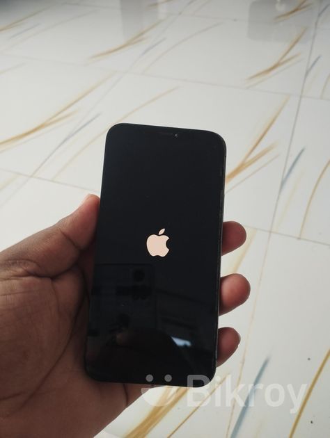 Apple iPhone 12 Pro Orzinal Display (Used) for Sale in Motalib Plaza | Bikroy