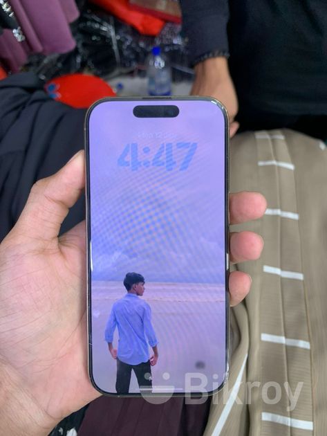 Apple iPhone 16 Pro . (Used) for Sale in Mirpur | Bikroy