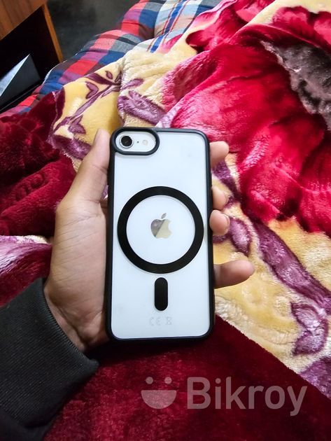 Apple iPhone SE 3/64 (Used) for Sale in Mahigonj | Bikroy