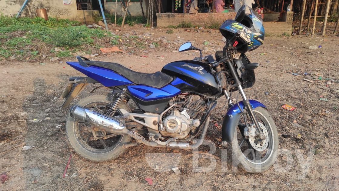 Bajaj Pulsar 150 . 2013 for Sale | Savar | Bikroy
