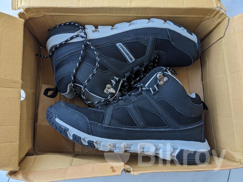 Bata sneakers for Sale in Mirpur | Bikroy