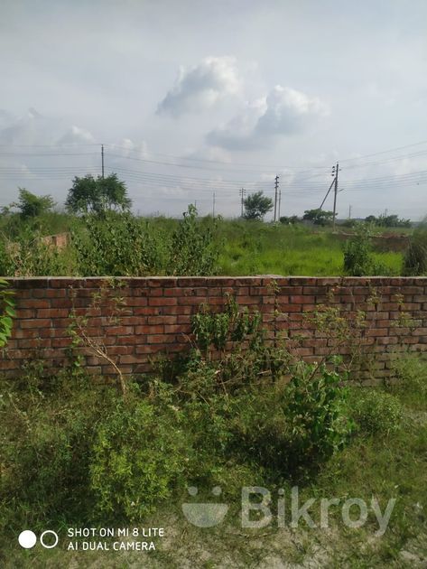 Block L,south facing plot/Land for sale at Basundhara - Basundhara | Bikroy