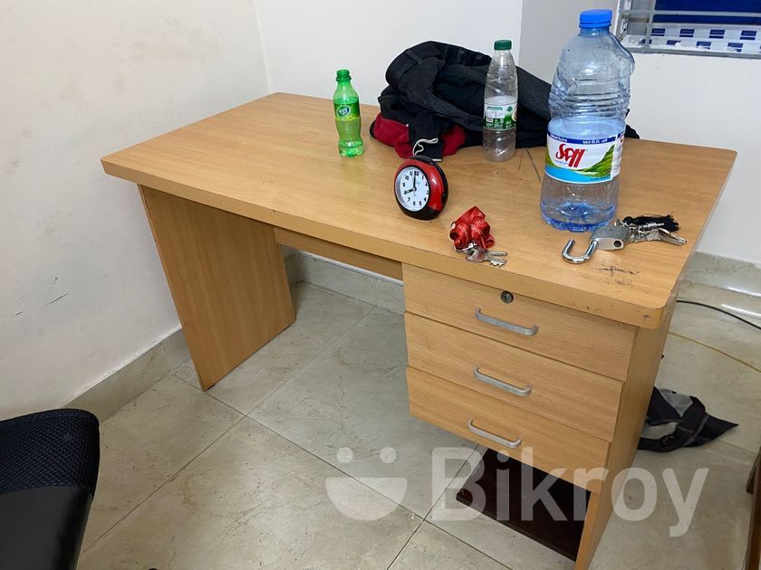 Chair And Table for Sale in Tejgaon | Bikroy