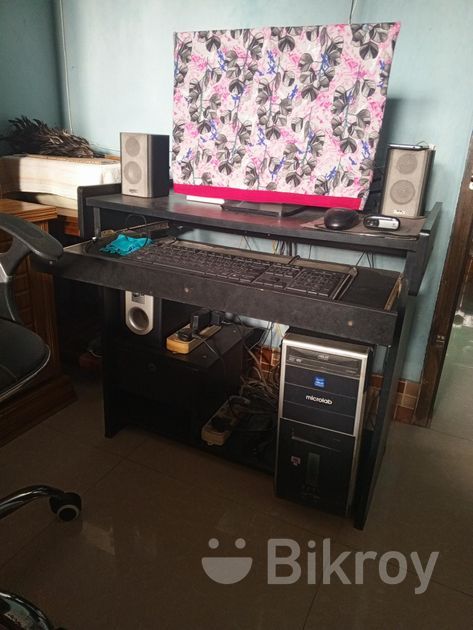 Computer Table for Sale in Mirpur | Bikroy