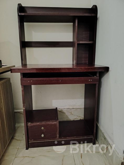 Computer Table for Sale in Banasree | Bikroy