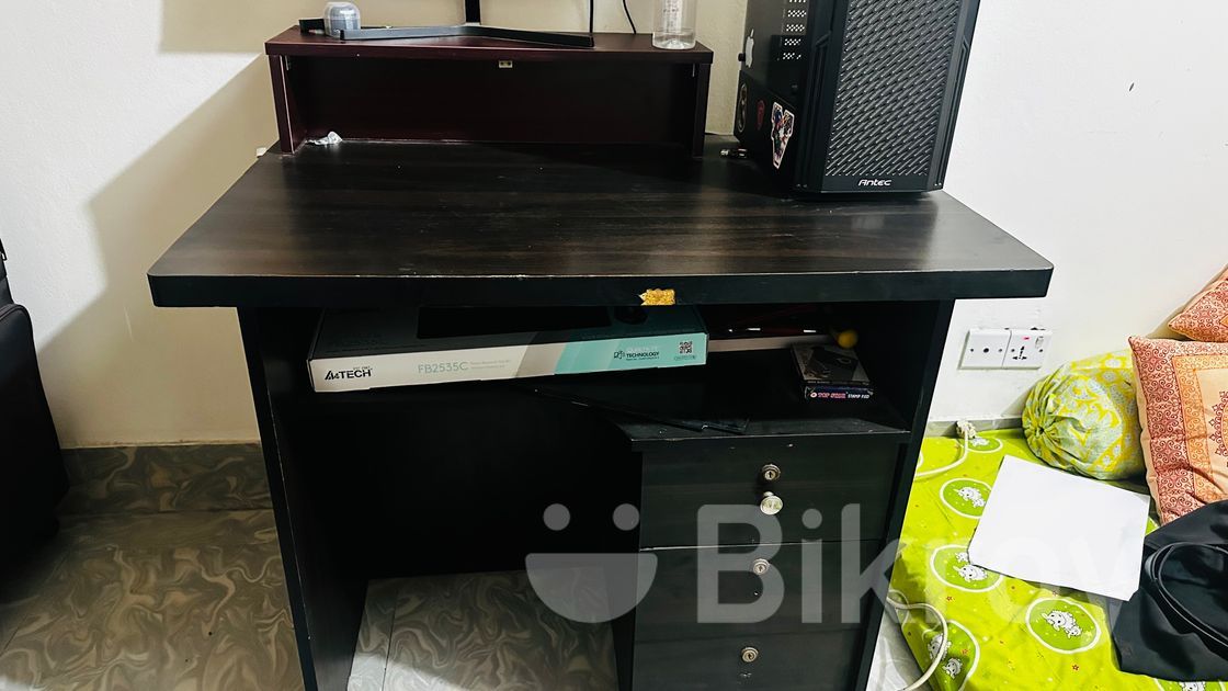 Computer Table for Sale in Mirpur | Bikroy