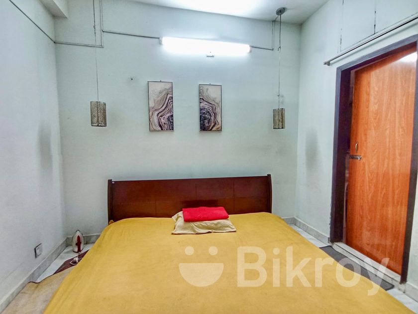 East Facing - Ready Flat For Sale|1135|Greenroad | Bikroy