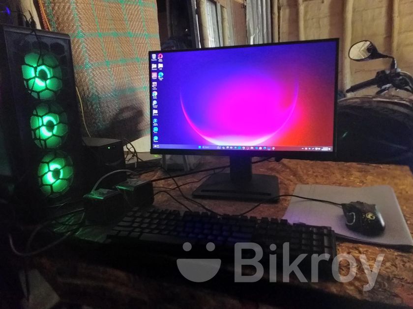 Desktop computer for sale for Sale in Akhalia | Bikroy