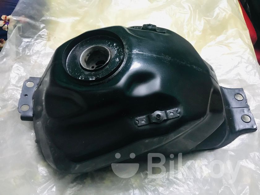 Gixxer Tank(old Model) for Sale in Mirpur | Bikroy