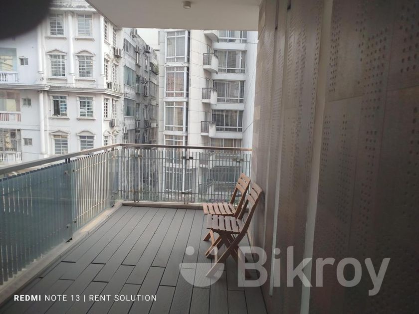 Gorgeously Fully Furnished Apartment Baridhara Diplomatic Zone | Bikroy