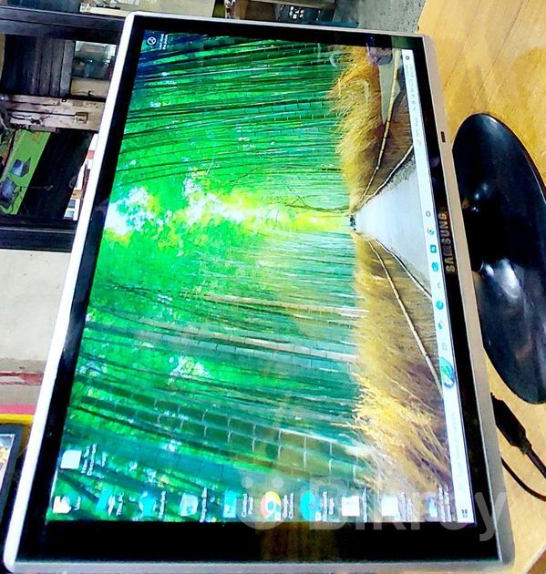 Hot Offer, Dual Glass Eye Protection Samsung Led Monitor 18" 100% Fresh ...