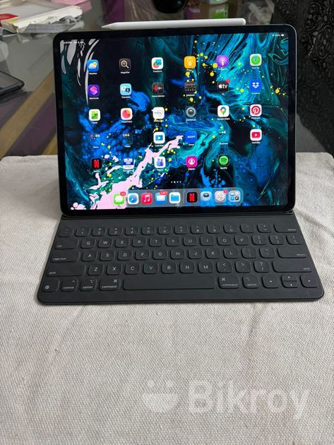 Ipad Pro Smart Keyboard 12.9” for Sale in Dhanmondi | Bikroy