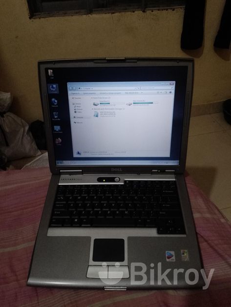 Laptop // dell latitude D510 for Sale in Chawkbazar | Bikroy