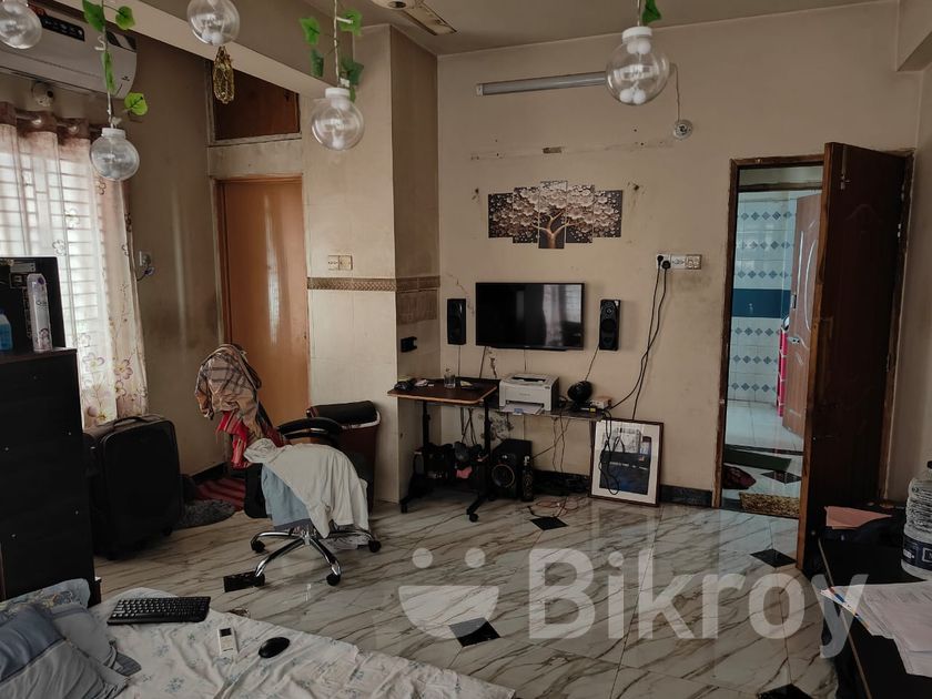 লিফট সহ ৭ তলায় মাষ্টার বেডরুম সাব-লেট ভাড়া হবে | Bikroy