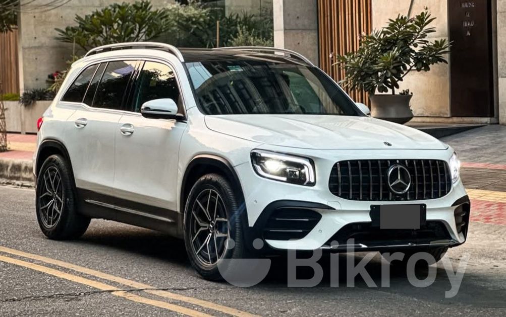 Mercedes-Benz GLB 200 PREMIUM PLUS AMG 2021 বিক্রি | বনানী | Bikroy