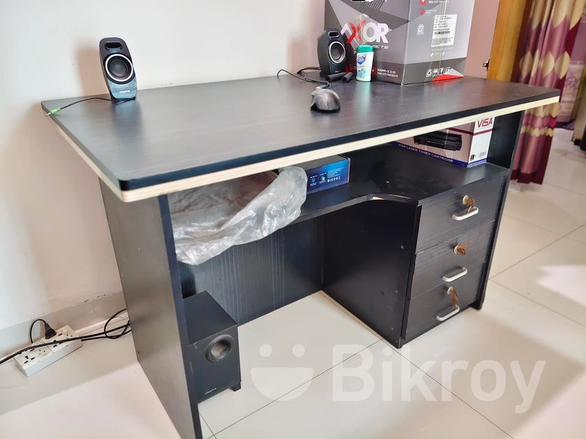 Office Executive Computer Table Premium Quality for Sale in Mirpur | Bikroy