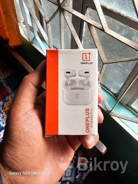 One Plus Airpods Pro for Sale in Nattullabad | Bikroy