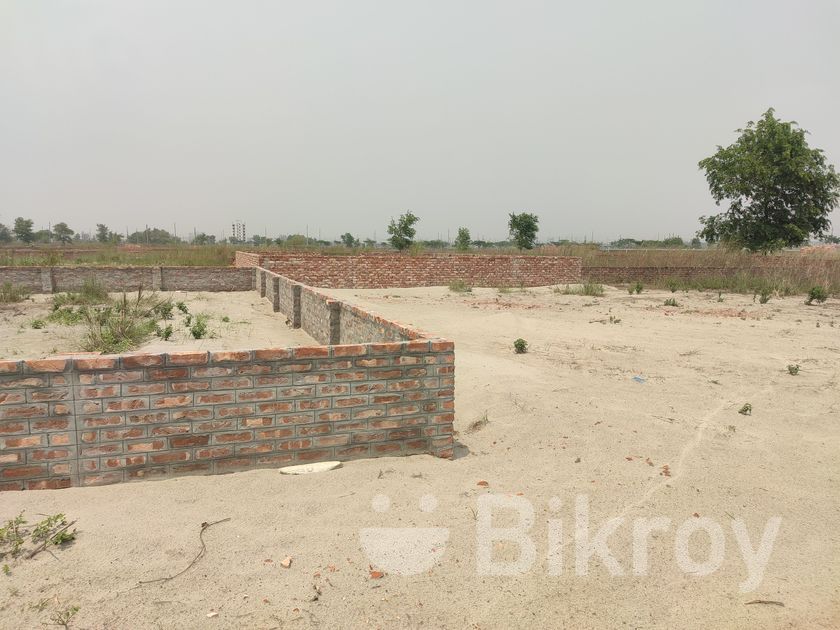 ℙ 𝕖𝕩𝕥. 𝔹𝕝𝕠𝕔𝕜, 𝟜 𝕂𝕒𝕥𝕙𝕒, ℕ𝕠𝕣𝕥𝕙 Facing ready plot sale | Bikroy