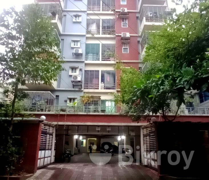 Ready_1945 sft Flat sale at Bashundhara | Bikroy