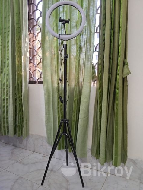 Ring light video stand for Sale in Baizid | Bikroy