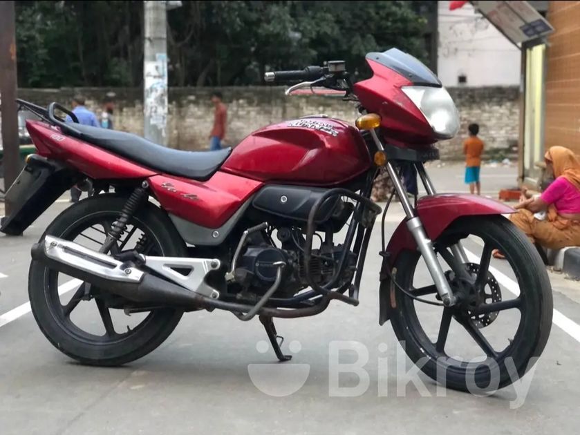 Runner Bullet . 2015 for Sale | Uttara | Bikroy
