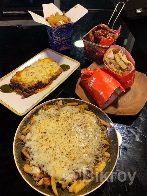 Running restaurant 'aloush 'Dhanmondi10A .50 % share Ar malikana sell ...