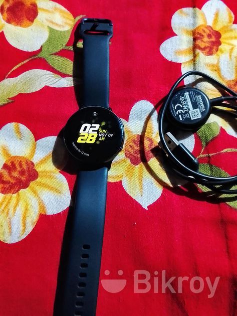 Samsung Galaxy Watch Active 2 Original Box & Charger সহ | Bikroy