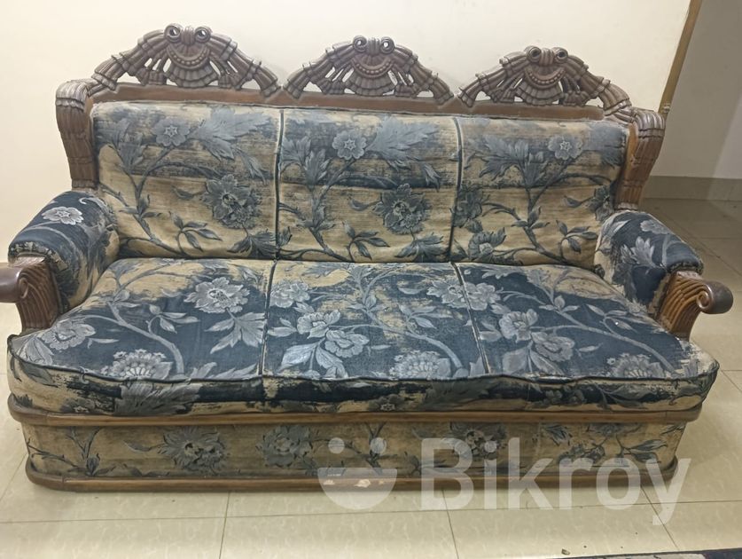 সেগুন কাঠের গদি সোফা সেট for Sale in Oxygen | Bikroy