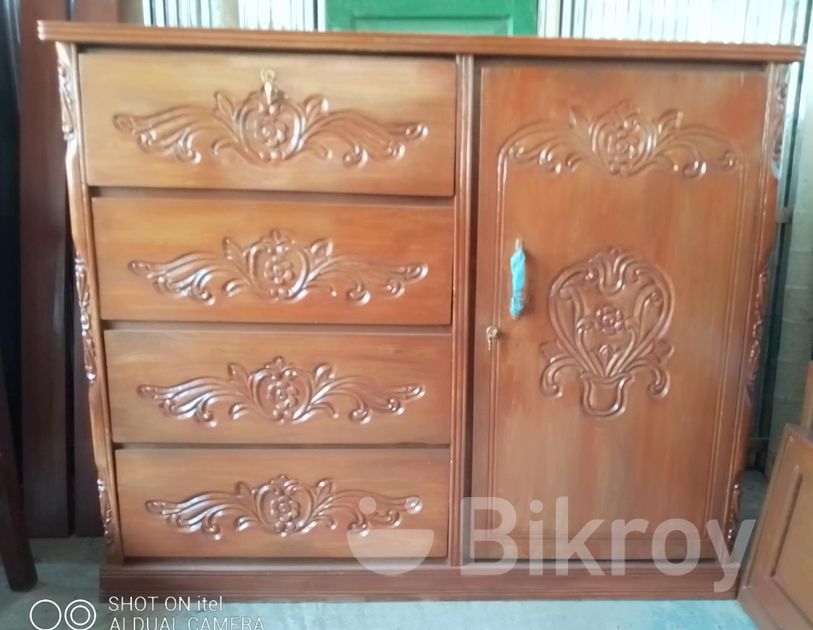 সেগুন কাঠের ওয়ারড্রব in Kachari Bazaar | Bikroy