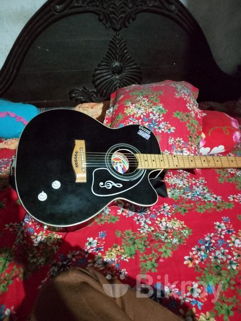 Semi Electric Acoustic Guitar for Sale in Sonadanga | Bikroy