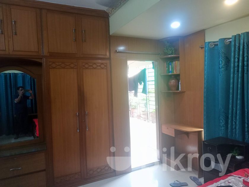SOUTH FACING FULL FURNISHED READY FLAT FOR SALE @ 1200 SFT | Bikroy