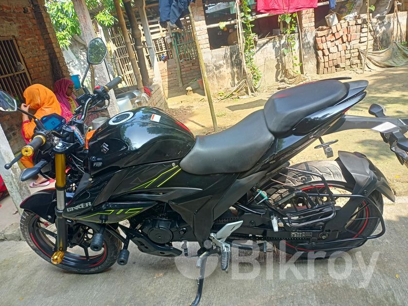 Suzuki Gixxer FI Disc . 2024 for Sale | Dumuria | Bikroy
