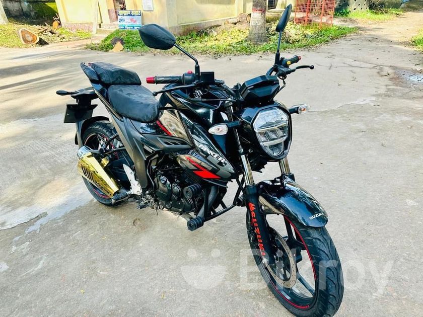 Suzuki Gixxer Naked V2 LED 2022 বিক্রি | সদর রোড | Bikroy
