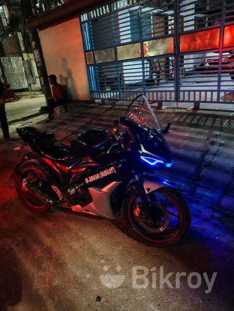 Suzuki Gixxer SF . 2018 for Sale | Khilgaon | Bikroy