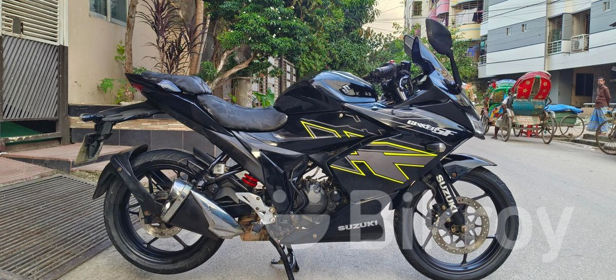 Suzuki Gixxer SF . 2022 for Sale | Uttara | Bikroy