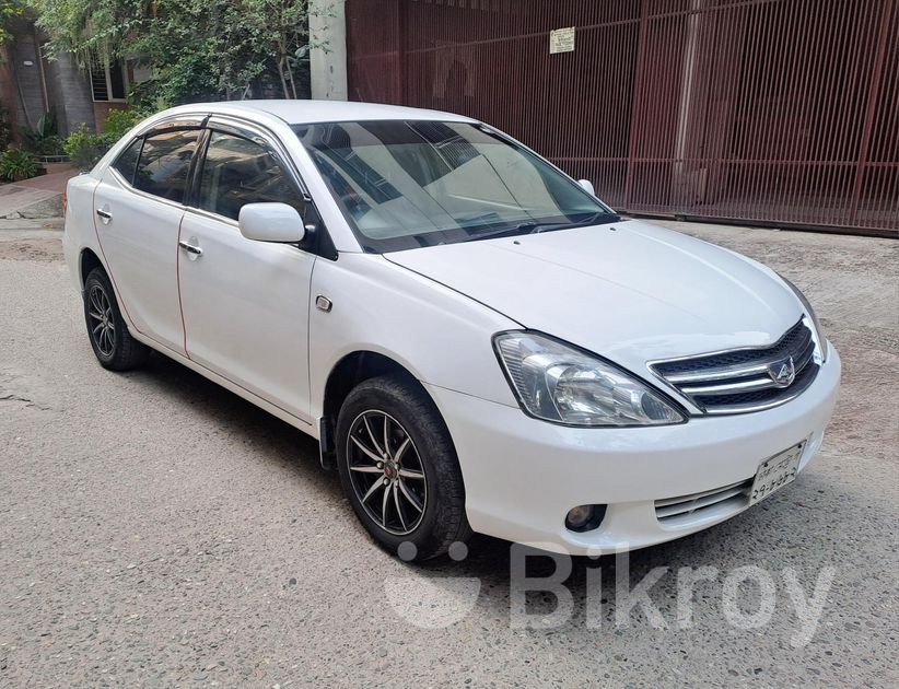 Toyota Allion WHITE COLOR 2004 for Sale in Uttara | Bikroy