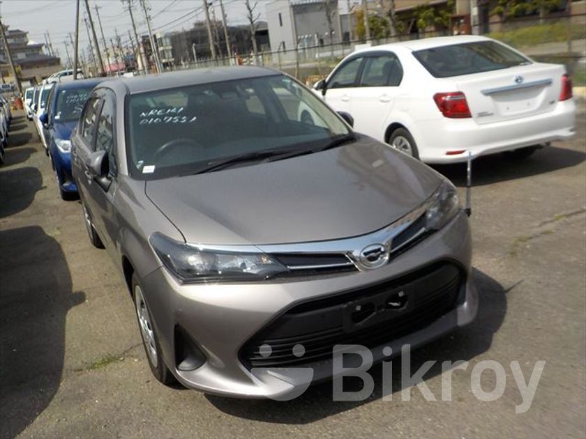 Toyota Axio 2022 for Sale in Baridhara | Bikroy