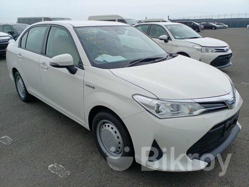 Toyota Axio EX PKG HYBRID WHITE 2020 for Sale in Baridhara | Bikroy