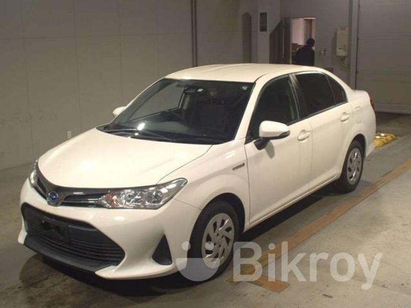 Toyota Axio EX White Hybrid 2020 for Sale in Baridhara | Bikroy