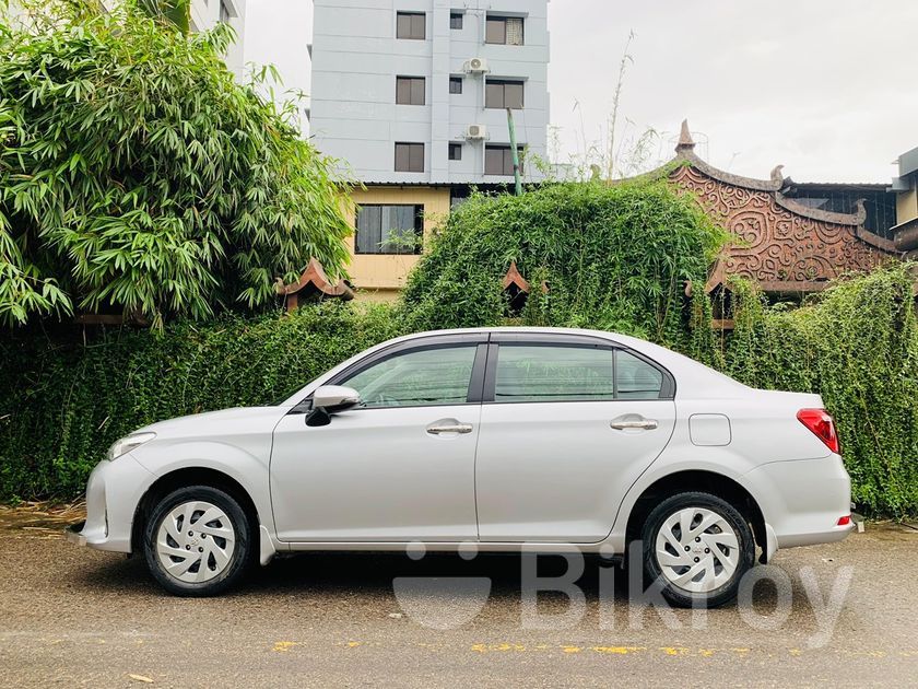 Toyota Axio X 2018 for Sale in Baridhara | Bikroy