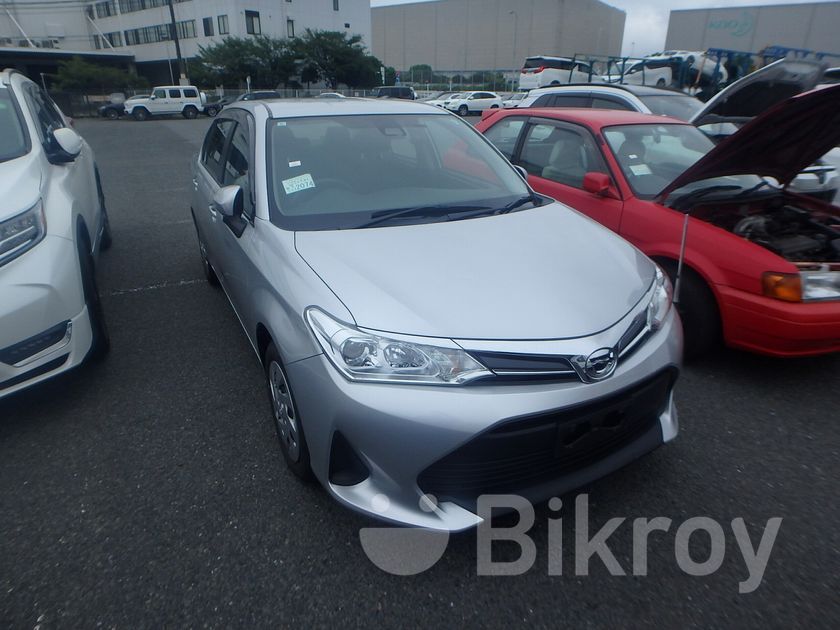 Toyota Axio X PACKAGE NON Hybrid 2019 for Sale in Farmgate | Bikroy
