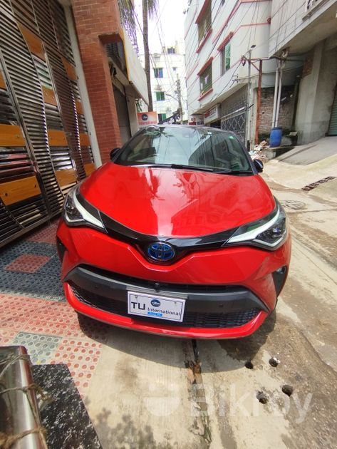 Toyota C-HR G LED-PACKAGE 2019 for Sale in Baridhara | Bikroy