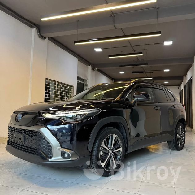 Toyota Corolla Cross Z HYBRID HARDTOP 2022 for Sale in Paltan | Bikroy