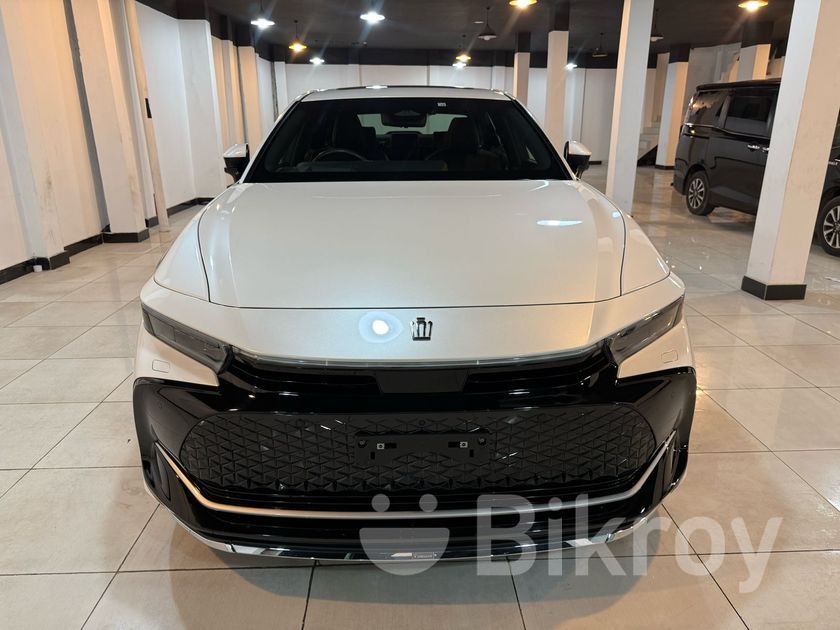 Toyota Crown Crossover RS ADVANCE 2022 for Sale in Baridhara | Bikroy